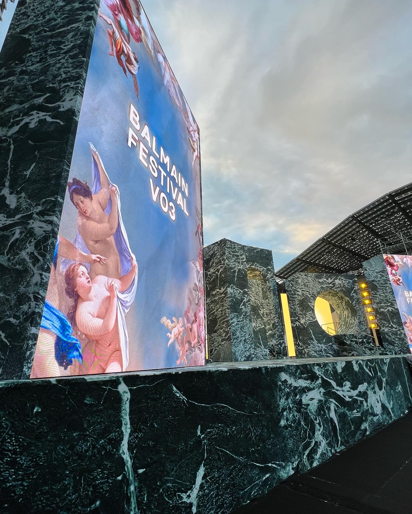 BALMAIN FESTIVAL - FL Structure